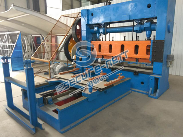 Expanded Metal Mesh Flatten Machine Exporter - Hebei Secure-Nett Fence ...